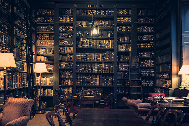 The Portico Library | Creative Tourist