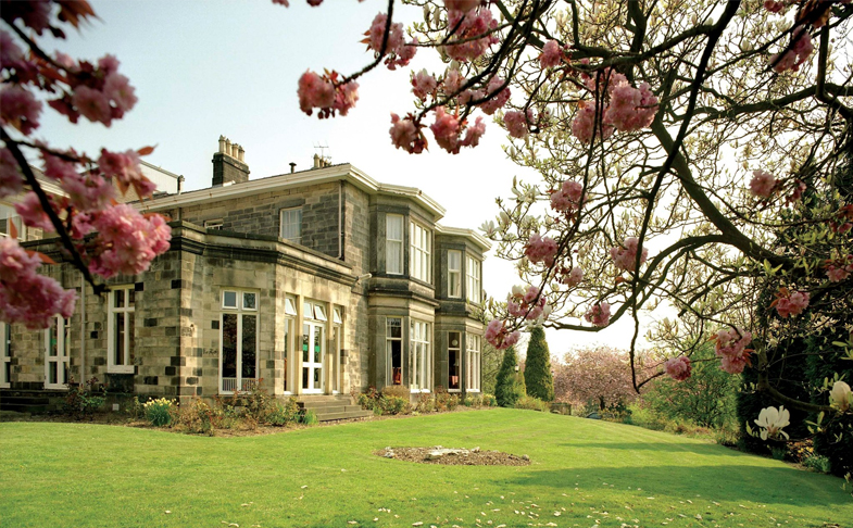 Halifax Hall Hotel - Sheffield Visitor Guide - Creative Tourist