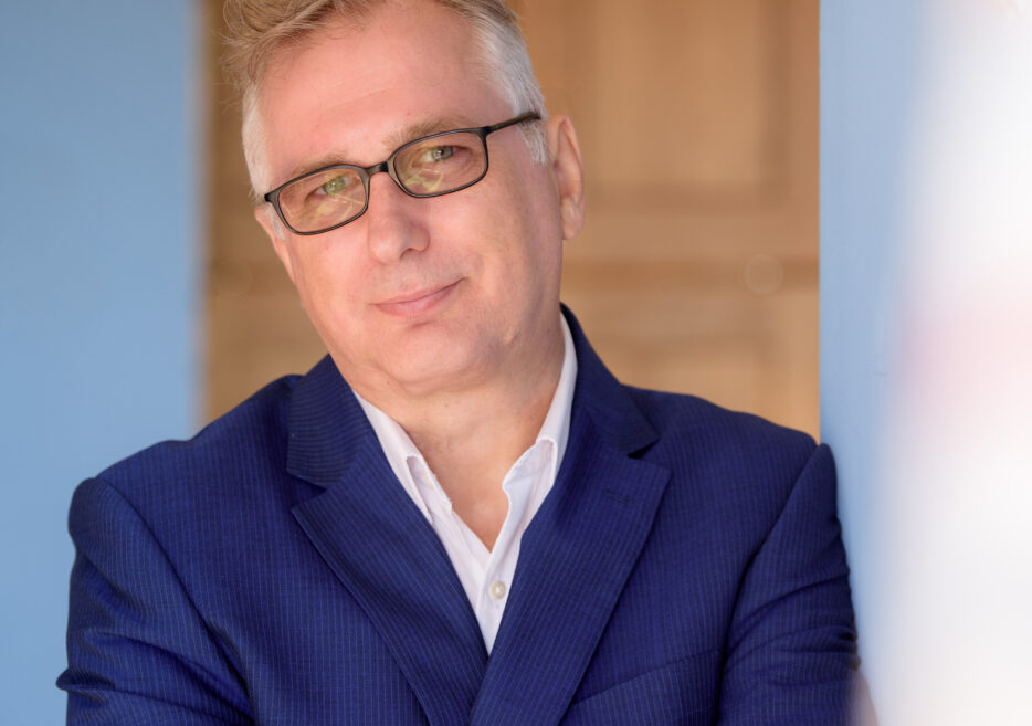 Henry Normal book launch at Central Library - Creative Tourist