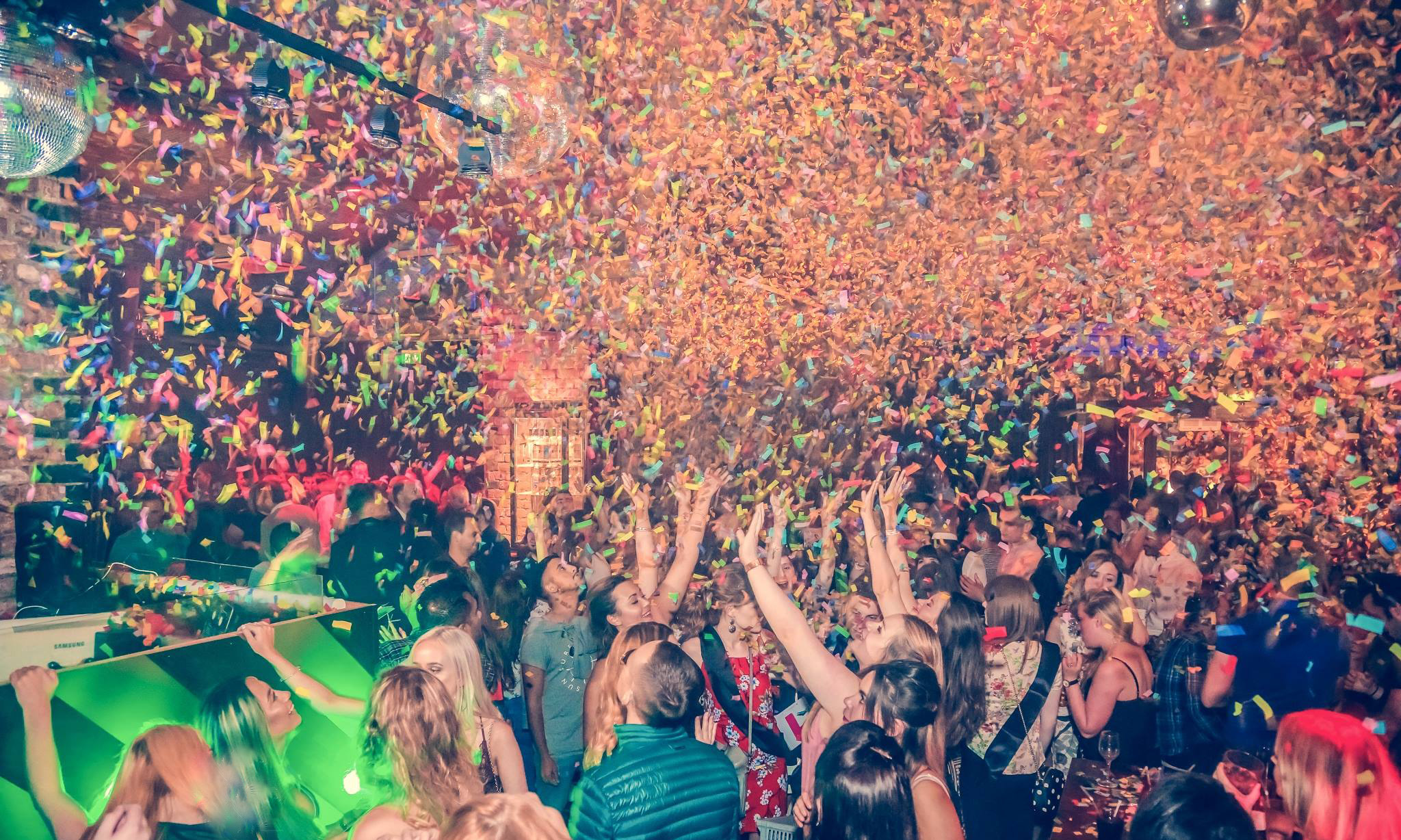 Revolution Deansgate Locks - Creative Tourist