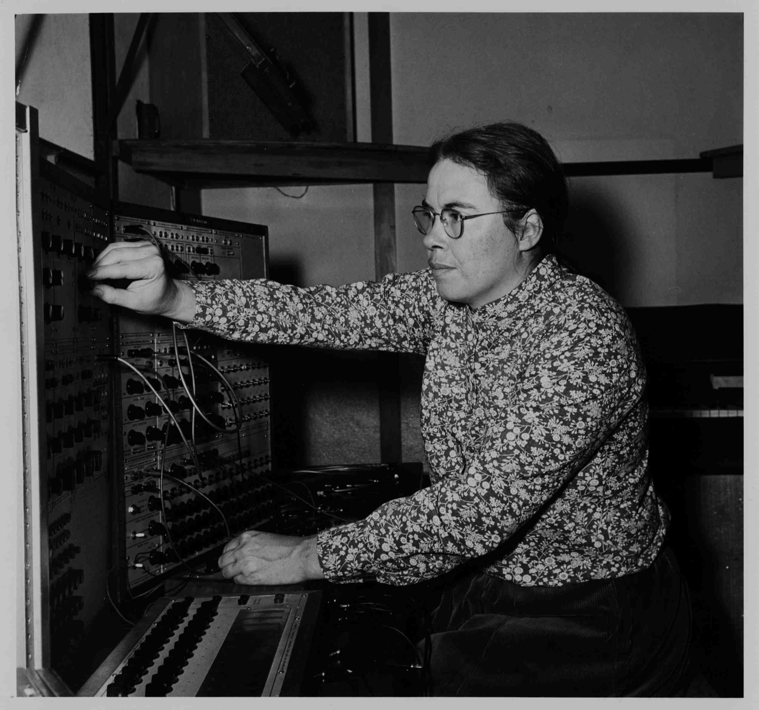 ICE + Distractfold + Fritz Hauser + Anne Bourne + IONE: Oliveros at ...