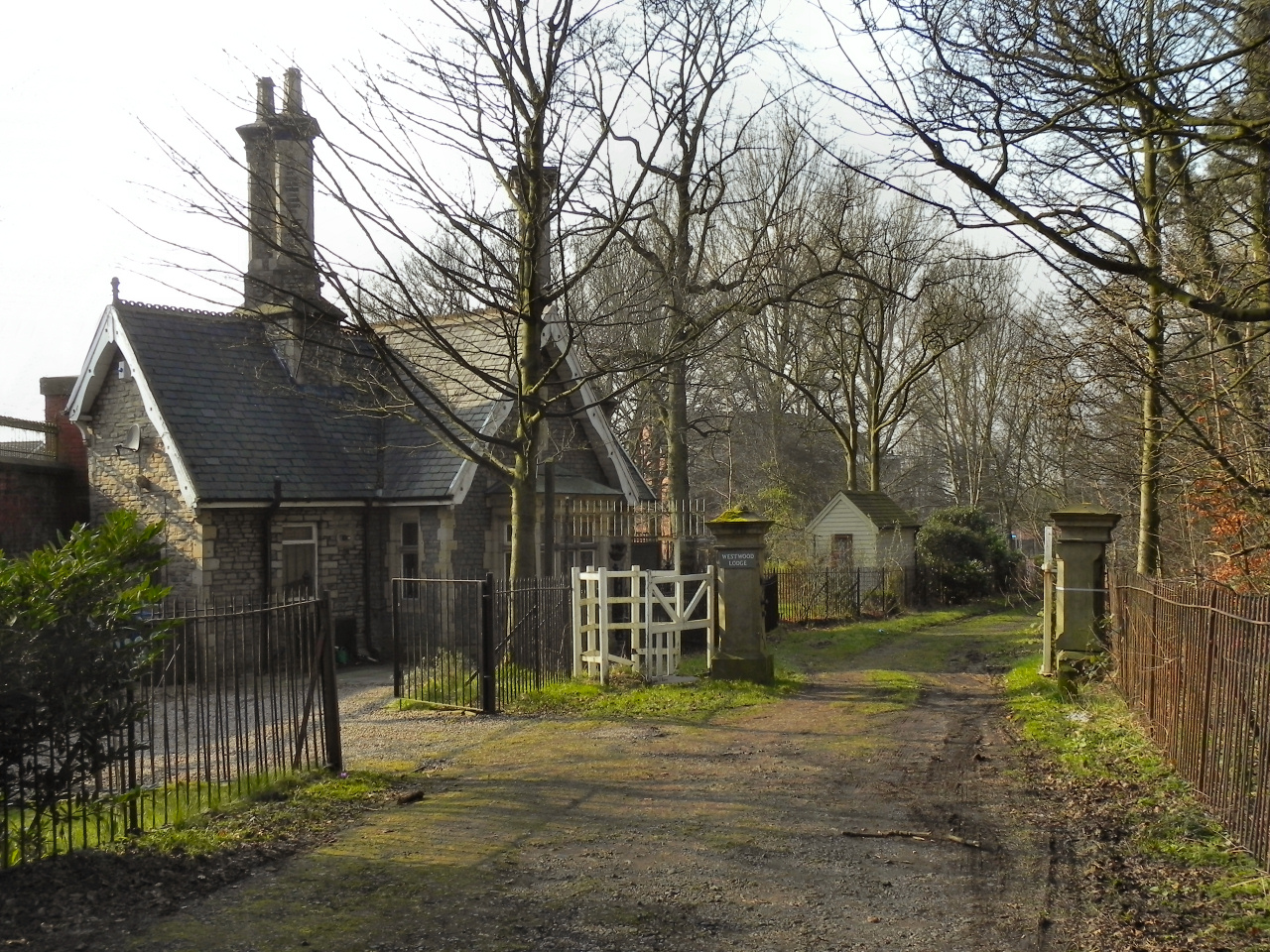 Duke's Drive, Monton - Creative Tourist