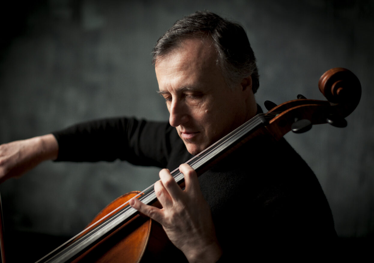 Raphael Wallfisch with Northern Chamber Orchestra at The Stoller Hall