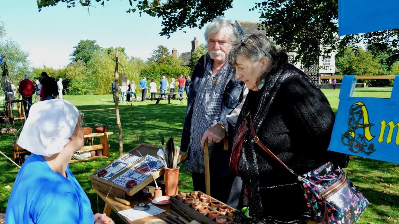 Mop Fair at Little Moreton Hall - Creative Tourist