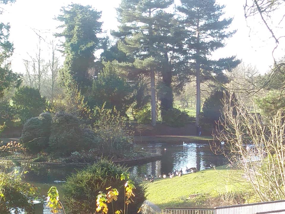 Queens Park | Things to do in Crewe | Creative Tourist