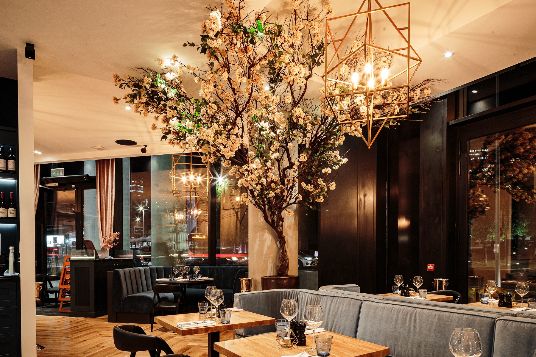 Embankment Kitchen | Restaurants in Manchester | Creative Tourist