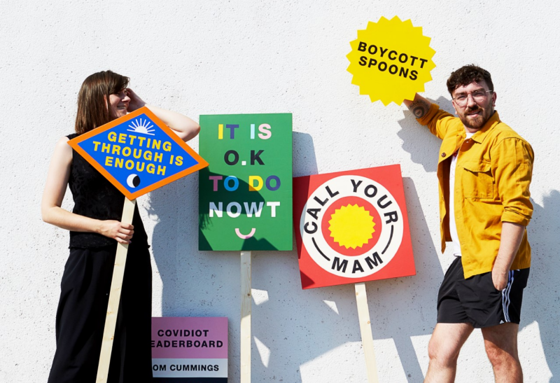 Free Time Parade Placard Shop - Creative Tourist