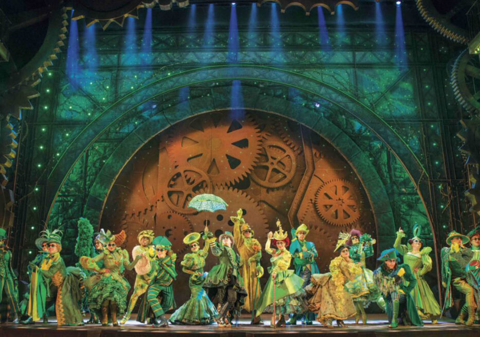 Wicked at Palace Theatre Manchester | Families | Creative Tourist