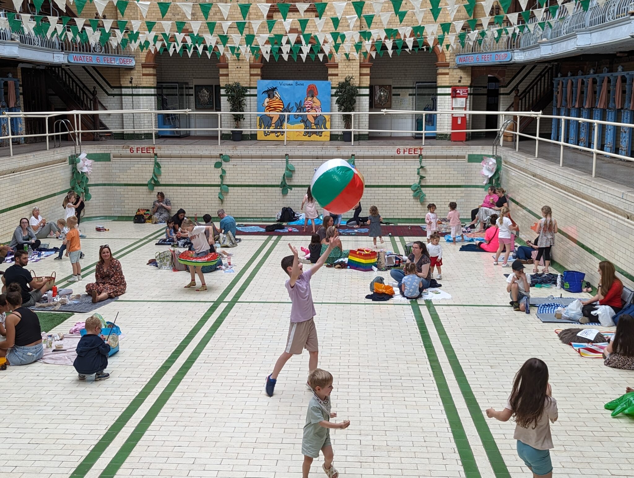 Picnic in the Pool at Victoria Baths | Families | Creative Tourist