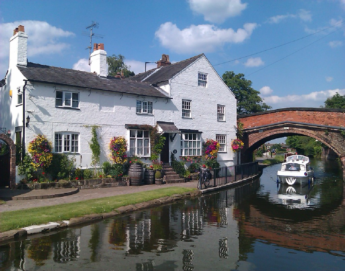 Worsley - The Delph to the Old Hall | Jonathan Schofield Tours