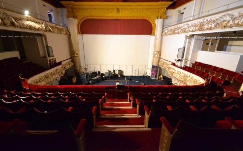 Niamos Centre, Manchester - Creative Tourist